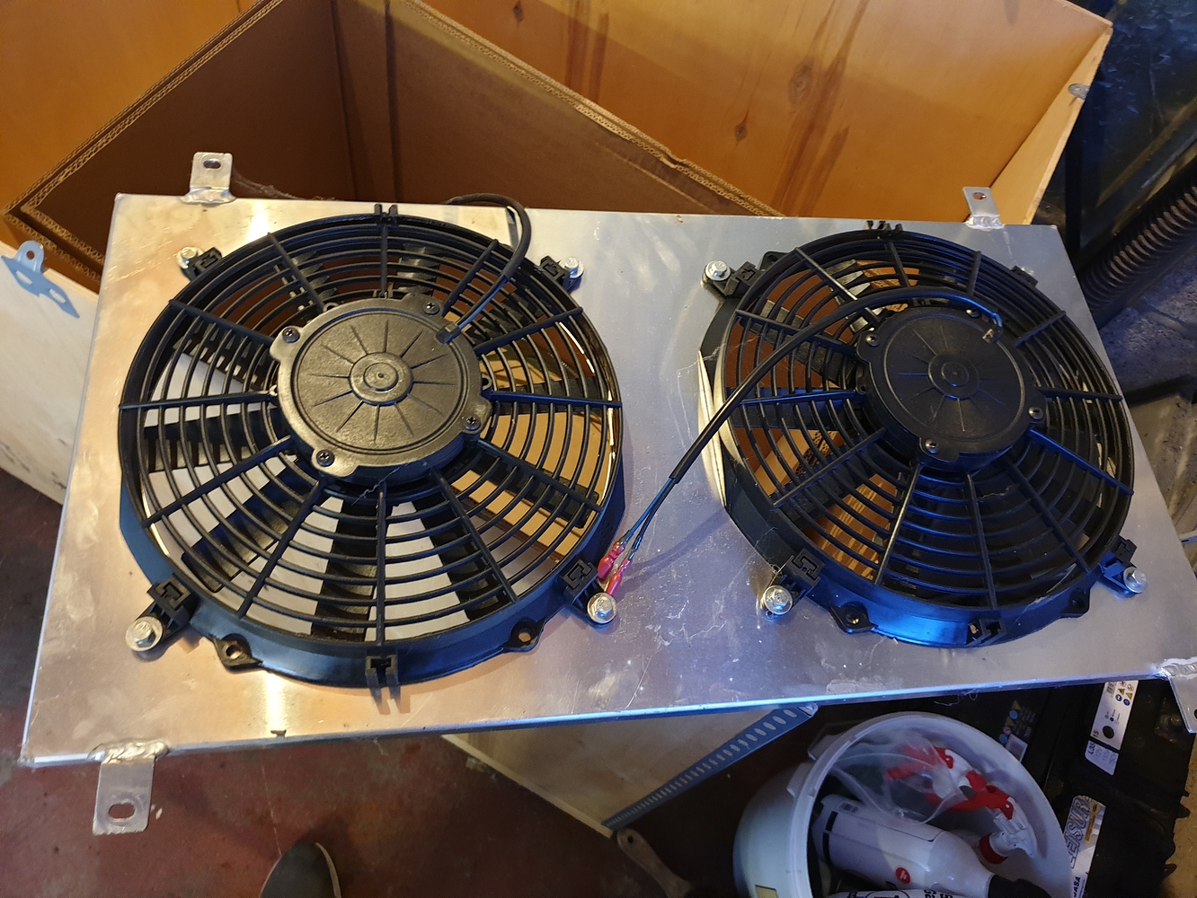 Alloy radiator surround and fans - GTO / 3000GT Parts - GTO UK